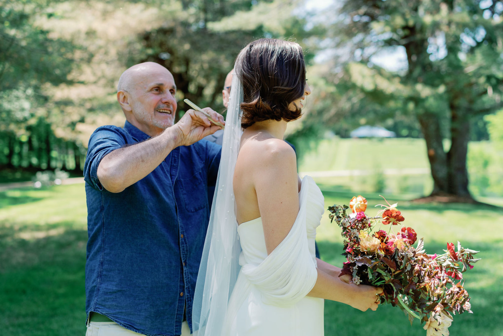 Chic and Modern Vermont Wedding with a Bright Pink Color Palette